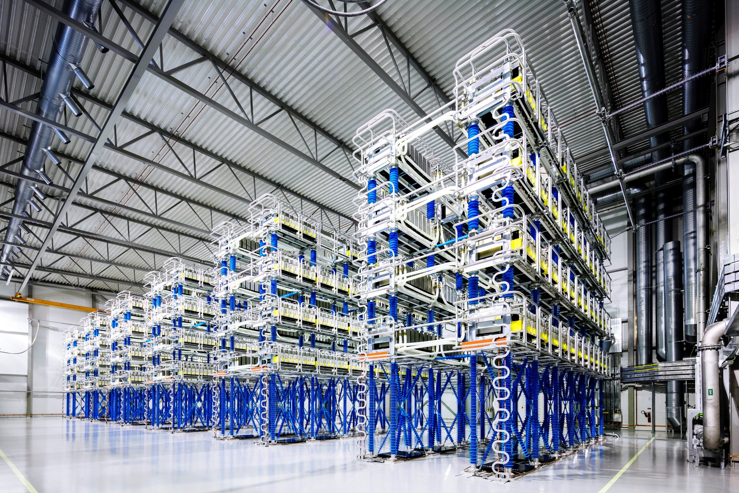 Brattle Consultants Highlight the Operational and Market Benefits of HVDC Transmission to System ...